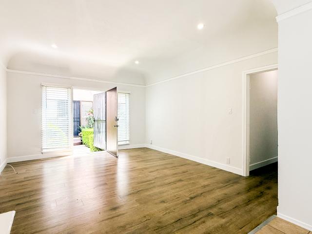 1 BR, 1 BA Apartment 209 N Berendo St, Los Angeles, CA 90004