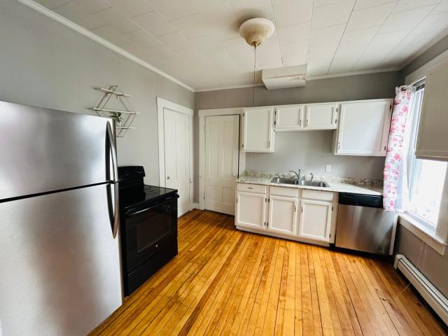 1 BR, 1 BA Apartment 20 Dover St 3, Dover, NH 03820