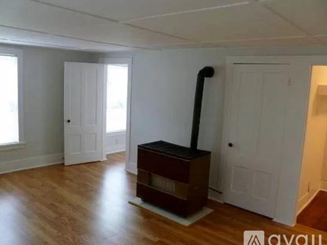 1 BR, 1 BA Apartment 20 Pleasant Street, Unit 2F, Ludlow, VT 05149