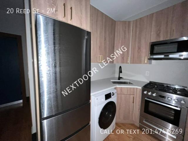 1 BR, 1 BA Apartment 20 Reed St, Jersey City, NJ 07304