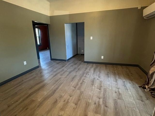 1 BR, 1 BA Apartment 213 SW 4th St, Unit C, Grants Pass, OR 97526