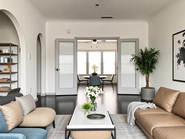 1 BR, 1 BA Apartment 2100 Forest Park Boulevard, Fort Worth, TX 76110