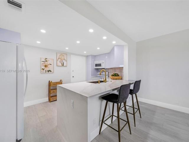 1 BR, 1 BA Apartment 2100 S Ocean Dr # 5B, Fort Lauderdale FL 33316, Fort Lauderdale, FL 33316