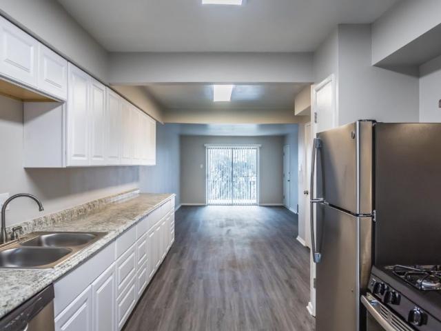 1 BR, 1 BA Apartment 2100 Rebsamen Park Road Unit 304, Little Rock, AR 72202