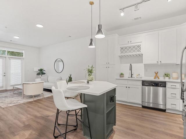 1 BR, 1 BA Apartment 2101 Lakeside Lofts Cir Unit 2133, Cary, NC 27513