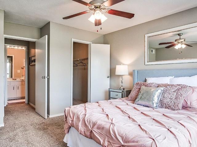 1 BR, 1 BA Apartment 210 Wells Fargo Drive Unit 1312, Houston, TX 77090