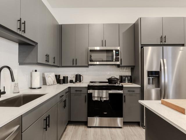 1 BR, 1 BA Apartment 210 West Josephine Street Unit 5 1520, San Antonio, TX 78212