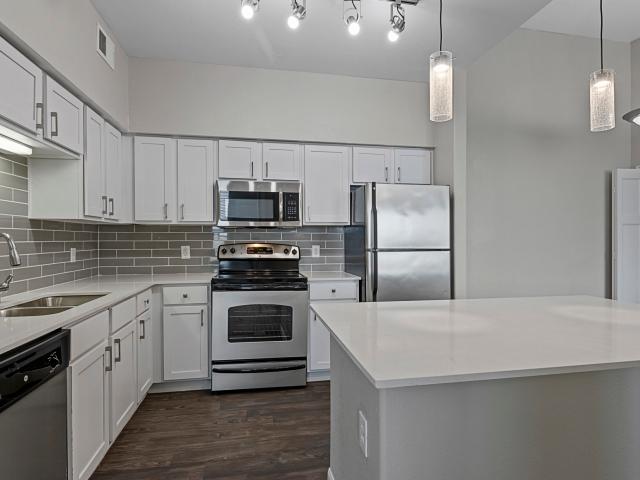 1 BR, 1 BA Apartment 210 South Amberwood Unit 1113, Lewisville, TX 75067