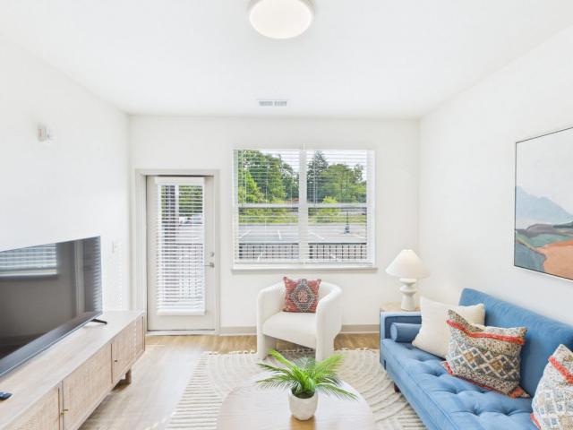 1 BR, 1 BA Apartment 2110 East Southport Road Unit 315, Indianapolis, IN 46227
