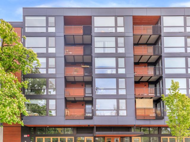 1 BR, 1 BA Apartment 2112 E Denny Way Unit 402, Seattle, WA 98112