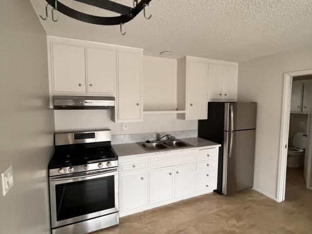 1 BR, 1 BA Apartment 211 West Marquita Unit 18, San Clemente, CA 92672
