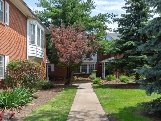 1 BR, 1 BA Apartment 21215 Detroit Road Unit OX214, Rocky River, OH 44116