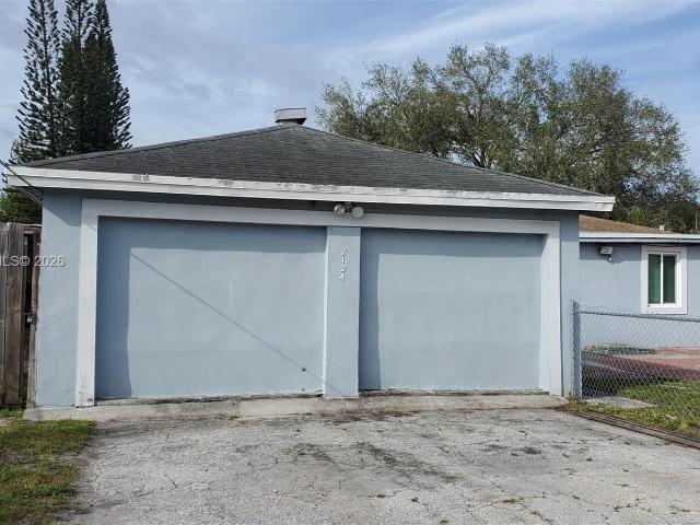 1 BR, 1 BA Apartment 2124 Scott Street, Hollywood, FL 33020