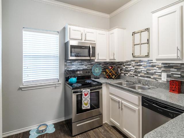 1 BR, 1 BA Apartment 2129 Holly Oaks Ln Unit 292, Weatherford, TX 76085