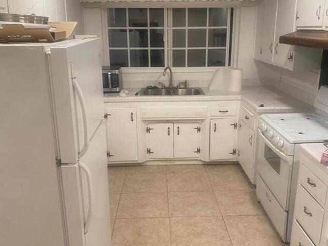 1 BR, 1 BA Apartment 2135 South Palm Avenue, Alhambra, CA 91803