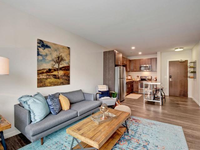 1 BR, 1 BA Apartment 2141 S Robinson Ave Unit B108, Milwaukee, WI 53207