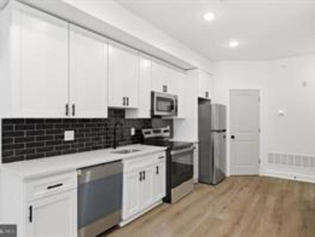 1 BR, 1 BA Apartment 2146 N Franklin St, Philadelphia, PA 19122
