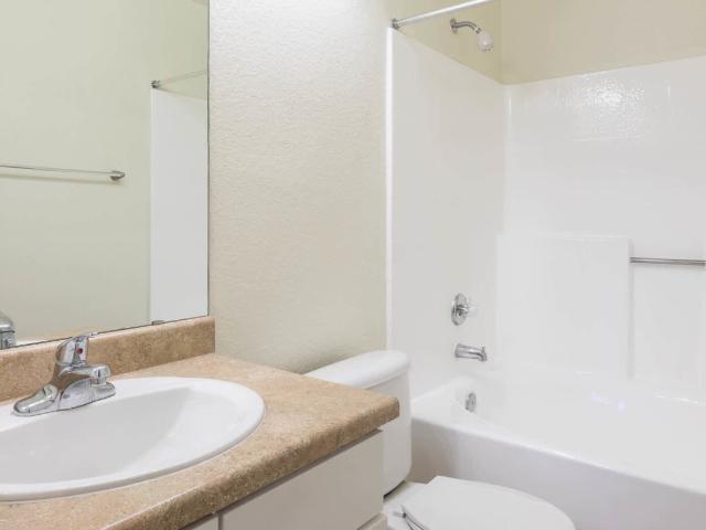 1 BR, 1 BA Apartment 21622 Marguerite Parkway Unit 283, Mission Viejo, CA 92692