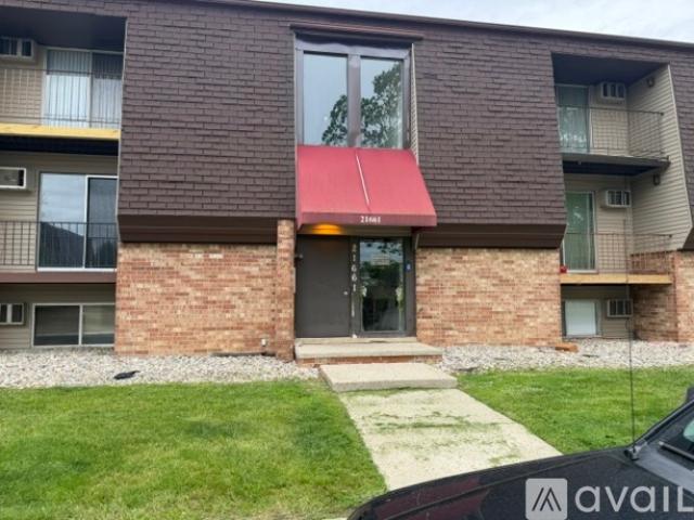 1 BR, 1 BA Apartment 21661 Hillside Drive, Unit 1D, Macomb County, MI 48035