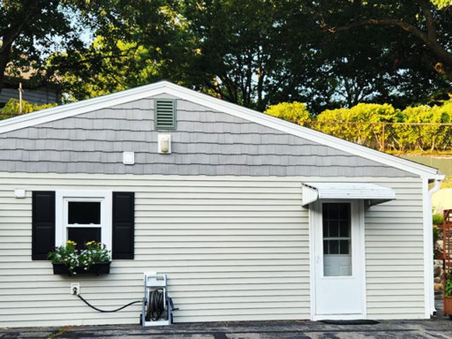 1 BR, 1 BA Apartment 216 5th Street, Unit Rear Cottage, Leominster, MA 01453