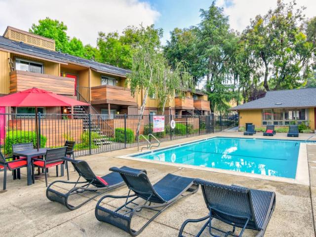 1 BR, 1 BA Apartment 21701 Foothill Blvd Unit 267, Hayward, CA 94541