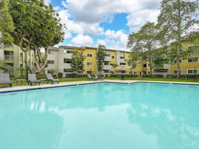 1 BR, 1 BA Apartment 2170 Carol View Drive Unit B201, Cardiff By The Sea, CA 92007