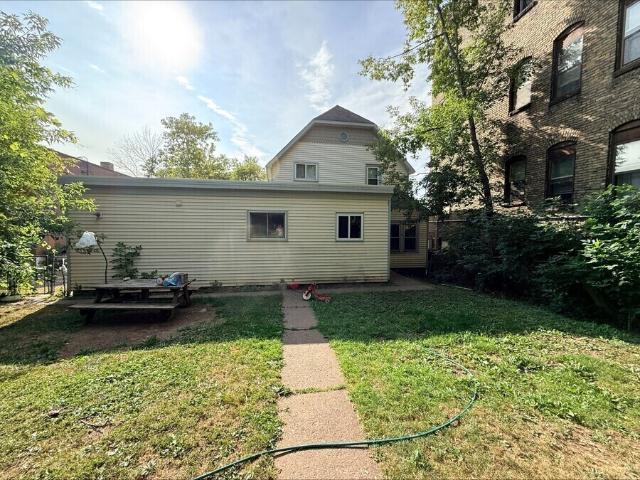1 BR, 1 BA Apartment 218 E 4th St, Duluth, MN 55805