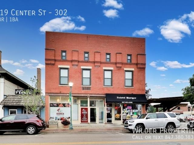 1 BR, 1 BA Apartment 219 Center St, Grayslake, IL 60030