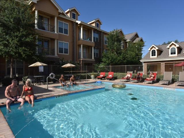 1 BR, 1 BA Apartment 223 Indiana Ave Unit Private Priced By Bed, Lubbock, TX 79415