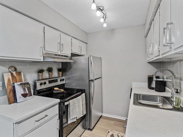 1 BR, 1 BA Apartment 2201 NW 122nd St Unit 207, Oklahoma City, OK 73120