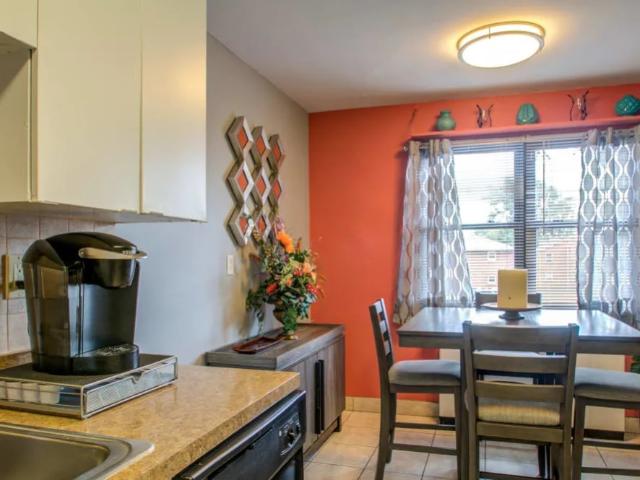 1 BR, 1 BA Apartment 220 W Jersey St Unit 08C, Elizabeth, NJ 07202