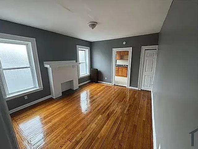 1 BR, 1 BA Apartment 220 Roseville Ave, Newark, NJ 07107