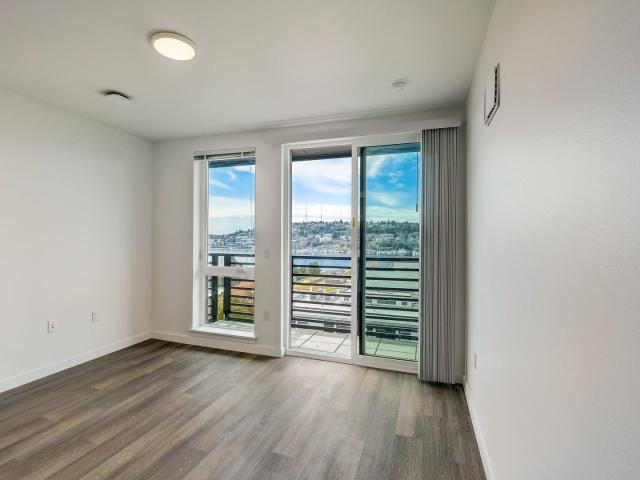 1 BR, 1 BA Apartment 2210 Eastlake Avenue East Unit 204, Seattle, WA 98102