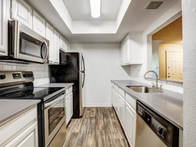 1 BR, 1 BA Apartment 2210 Marsh Lane Unit 2205, Carrollton, TX 75006