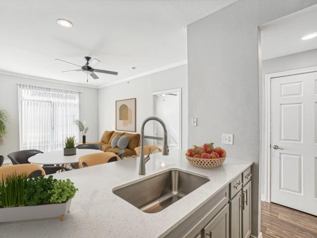 1 BR, 1 BA Apartment 2210 Winsted Drive Unit 1313, Dallas, TX 75214
