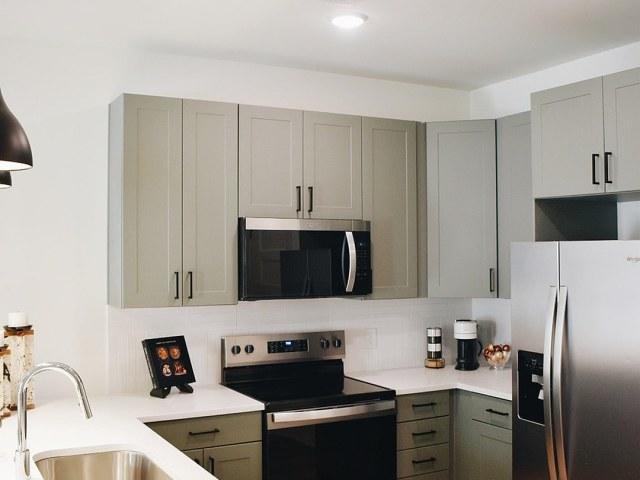1 BR, 1 BA Apartment 2213 Bull Street Unit 2404, Savannah, GA 31401