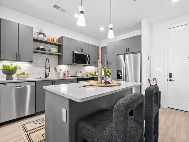 1 BR, 1 BA Apartment 2222 North Tryon Street Unit 270, Charlotte, NC 28206