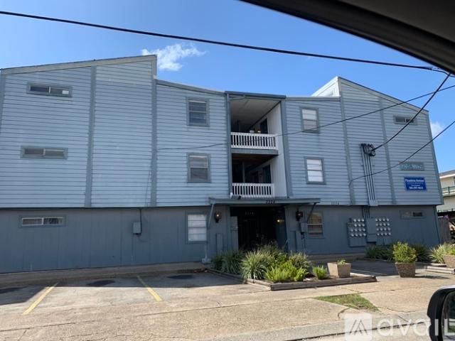 1 BR, 1 BA Apartment 2224 Pasadena Ave, Unit 203, Metairie, LA 70001
