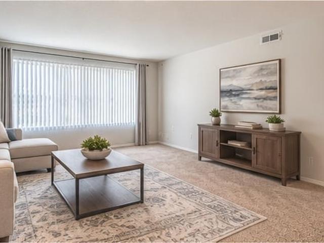 1 BR, 1 BA Apartment 22277 West 12 Mile Road Unit 1 21, Southfield, MI 48034