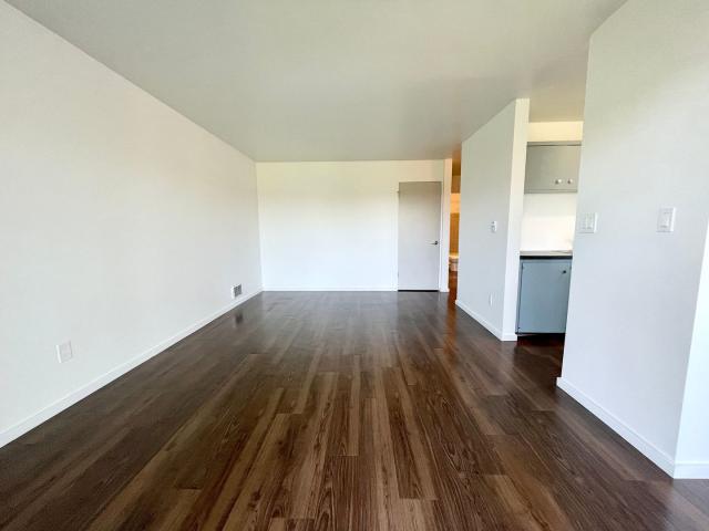 1 BR, 1 BA Apartment 2233 Northeast 46th Street Unit 104, Seattle, WA 98105
