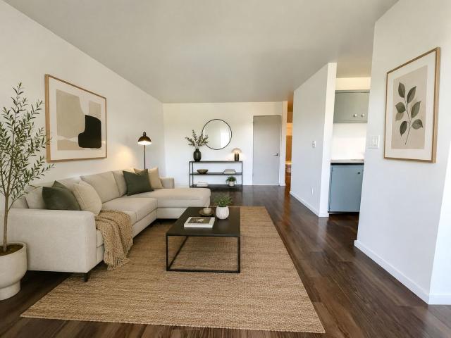 1 BR, 1 BA Apartment 2233 Northeast 46th Street Unit 102, Seattle, WA 98105