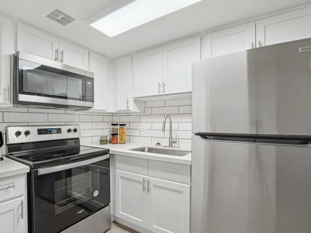 1 BR, 1 BA Apartment 2240 W University Drive Unit 216, Mesa, AZ 85201