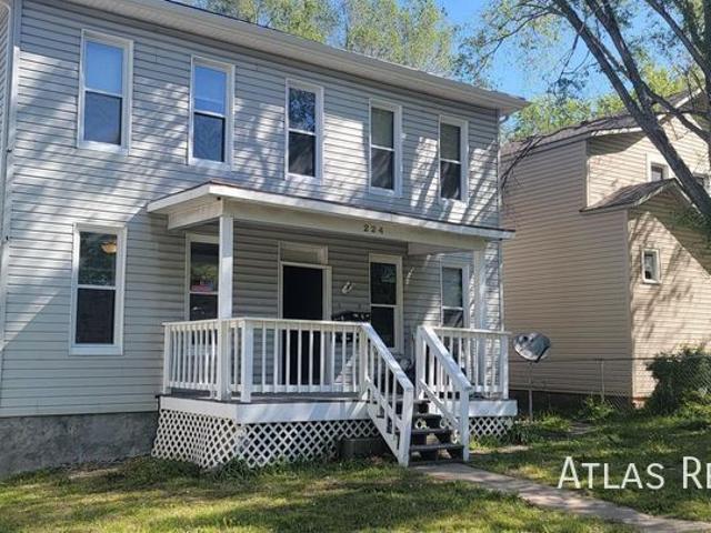1 BR, 1 BA Apartment 224 Spruce Street, Leavenworth, KS 66048