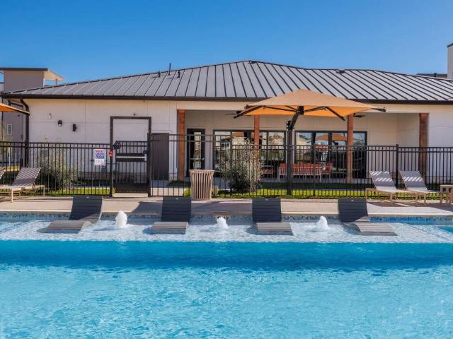 1 BR, 1 BA Apartment 2251 North Guadalupe Street Unit 5104, Seguin, TX 78155