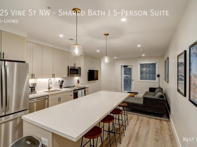 1 BR, 1 BA Apartment 225 Vine St NW, Washington, DC 20012