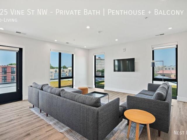 1 BR, 1 BA Apartment 225 Vine St NW, Washington, DC 20012
