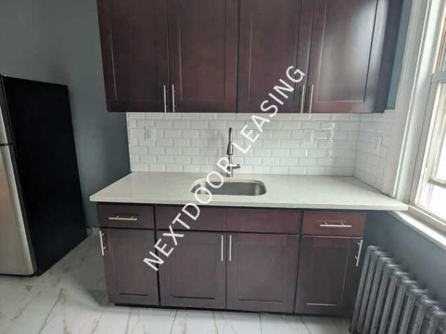 1 BR, 1 BA Apartment 225 Lembeck Ave, Jersey City, NJ 07305
