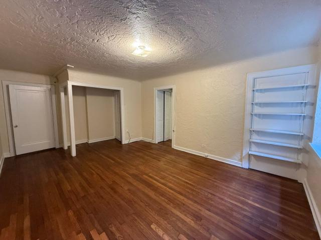 1 BR, 1 BA Apartment 225 Melwood Avenue Unit King Edward Annex 14, Pittsburgh, PA 15213
