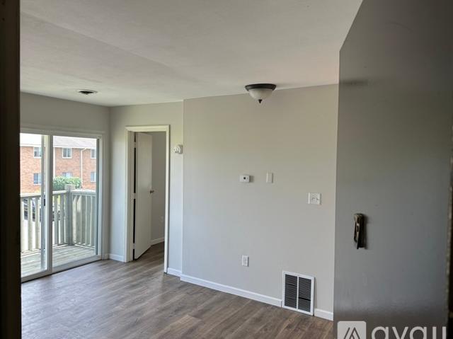 1 BR, 1 BA Apartment 2275 North Cable Road, Unit 98, Lima, OH 45807