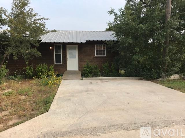 1 BR, 1 BA Apartment 2280 Fm 2722, Unit 17, New Braunfels Tx, TX 78132